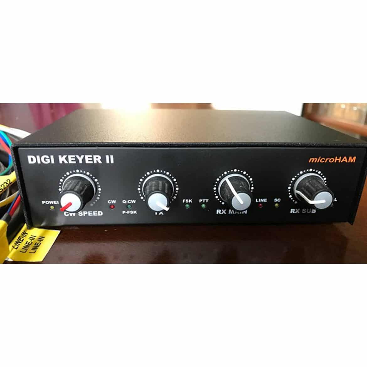 microHam DigiKeyer 2 con Scheda Audio Esterna Interfaccia CAT