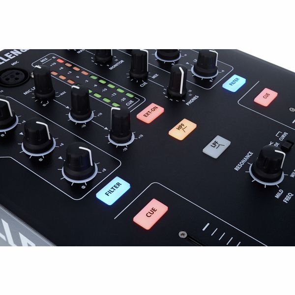 Allen & Heath Xone 23